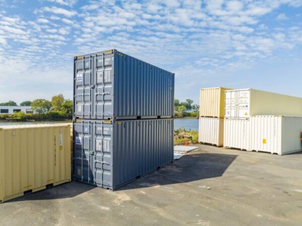 The 7 Benefits of Storage Container Rental for Small Businesses